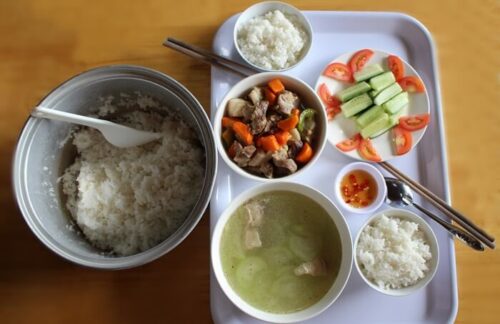 11 Tips for Enjoying a Traditional Vietnamese Meal