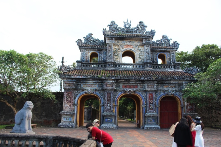 The Guides to Visit the Imperial Citadel of Hue for the First Time