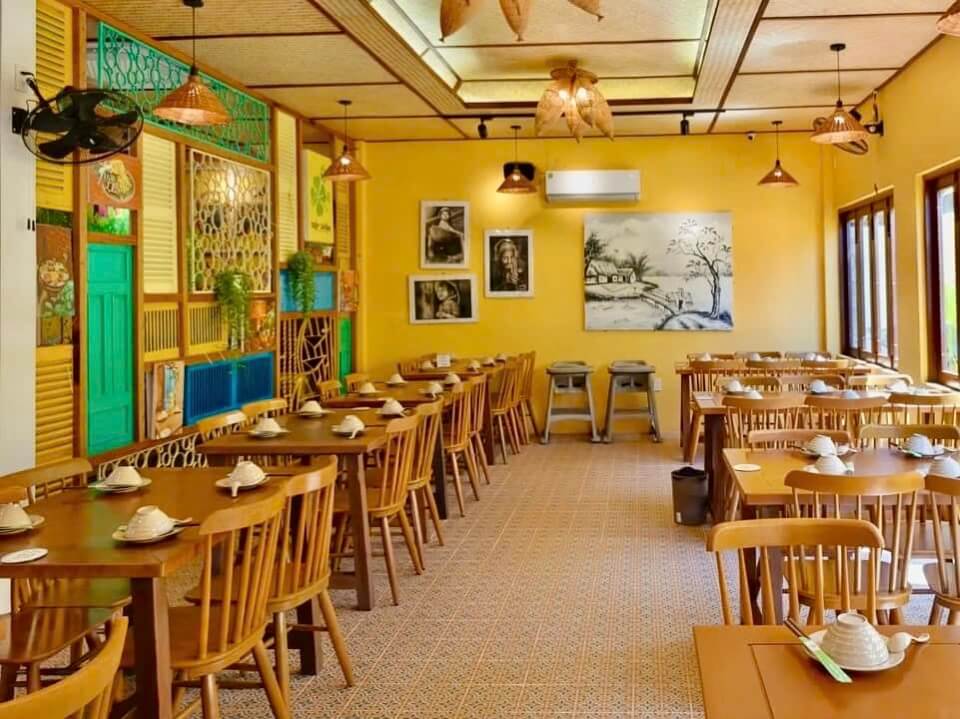 Bep Cuon Restaurant in Danang City
