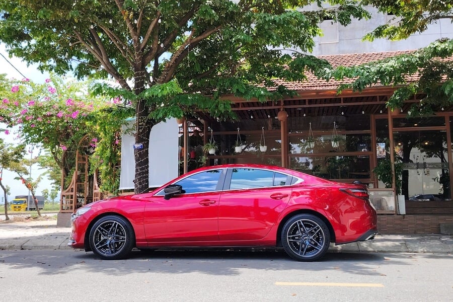 Self-Drive Car Rental in Vietnam | Hire a Car Without a Driver