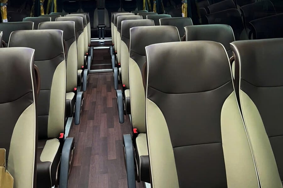 29-Seater Buses in Vietnam with Popular Models and Prices